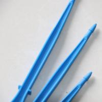 China Greenhouse Drip Irrigation System Easy Installation Four Branches Long Arrow Dripper for sale