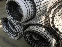 China Plastic Road PP Biaxial Geogrid 40/40kn Composite Nonwoven Geotextile for Road Reinforcement for sale