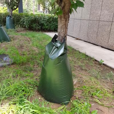 China 15 Gallon and 20 Gallon Slow Release PE Tree Watering Bags for Water-saving Tree Care for sale