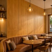 China 600mm V-Groove PVC Wall Panel for Restaurant 9mm Waterproof Wall Panel for sale