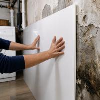 China 9mm Waterproof PVC Wall Panel 500mm Wide Mold Resistant for Rental Bathroom Kitchen Remodel for sale