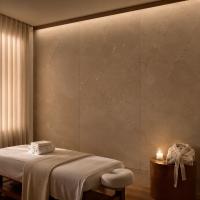 China Warm Sandstone SPC Wall Panels for Salon and Beauty Studio Interior Cladding for sale
