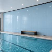China 600mm Wide High Gloss Ice Blue PVC Wall Panel for Indoor Pool and Spa Hydrotherapy Hall for sale