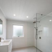 China Moisture-Proof PVC Ceiling Panel 250mm Waterproof Hollow Interior Decoration Board for sale