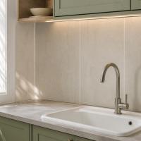 China Waterproof PVC Kitchen Wall Panel 600mm Moisture-Proof Oil Resistant Splash Board for sale