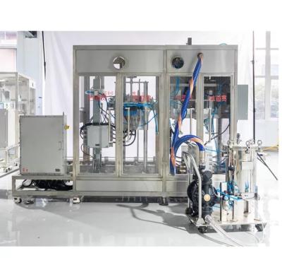 China Four Nozzle Pouring And Capping Systems Volumetric Filling Machine Water Based Paint With Multiple Nozzles for sale