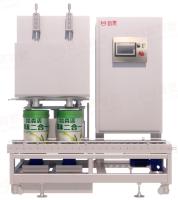 China 25L Lube Oil Filling Machine Production Line PGS Model 380V With Granulation for sale
