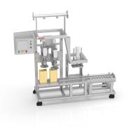 China High Accuracy 5L Barrel Liquid Filling And Capping Machine For Water Based Paint for sale