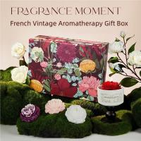China Eco Friendly Candle Gift Set 330G Soy Candle Gift Box With Natural Essential Oils for sale