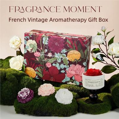 China Eco Friendly Candle Gift Set 330G Soy Candle Gift Box With Natural Essential Oils for sale