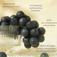 China 330G Cold Process Soap Handmade Natural Grape Bar Soap For Excellent Moisture Lock for sale