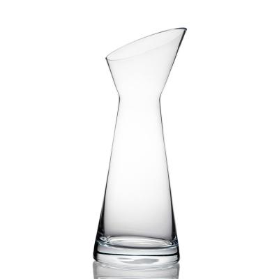 China 750ml water drinking bottle glass water carafe for tableware for sale