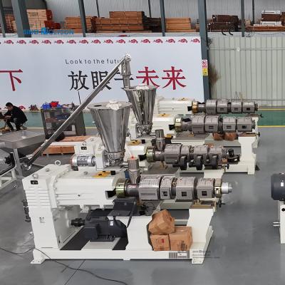 China HSJZ-65/132 Conical Twin Screw Extruder Machine 37kw 150-250kg/hr for sale
