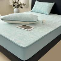China Tencel Mattress Protector Cooling Washable Noiseless Luxury Quilted Mattress Protector Breathable for sale