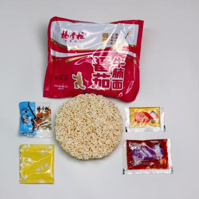China Convenient Tomato Beef Flavor Instant Noodles 129g*24 for sale