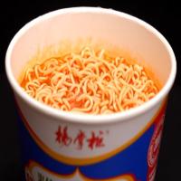 China Easy-to-Cook Paper Barrel Packed Chinese Fast Vermicelli With Traditional Seasoning New Flavor for sale