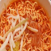China Chinese Instant Noodles  Instant Noodle With Vermicelli Snail Noodle Flavor glass noodles for sale
