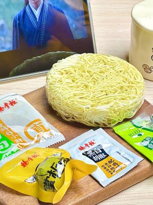 China Not Spicy Ramen Noodles 161g Single Serving Size Easy Preparation Boiling Water Method Perfect for Foodservice Providers for sale
