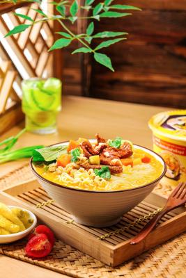 China Spicy Cup Noodles 89g 12 Pack Instant Ramen Noodles Shelf Life 12 Months Ideal For Retailers Restaurants And Food Service for sale