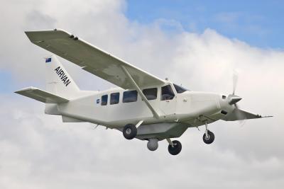China GA8 Airvan Multi-Role Aircraft for Sale 300 hp 8-Seat Freight Passenger Surveillance for sale