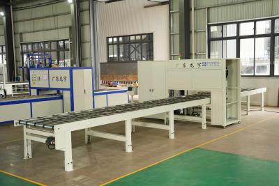 China Industrial Automation Glue Spraying Machine PLC Control With Touch Screen Interface 220V 50HZ for sale