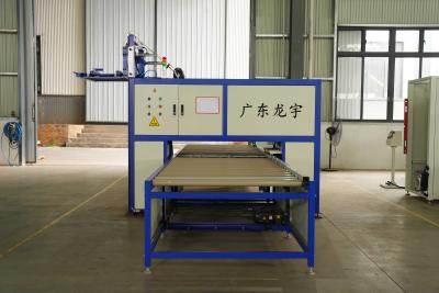 China One Component Glue Spraying Machine For Marine Board Lamination for sale