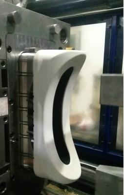 China plastic injection mould for medical device for sale