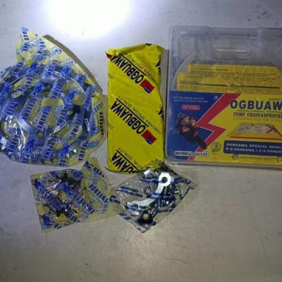 China CGL125 COMP Motorcycle Chain and Sprocket Alloy Iron Motorcycle Parts for sale