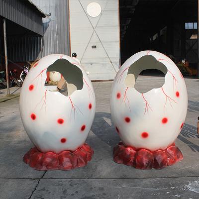 China Amusement Park Taking Photo Fiberglass Sculpture Dinosaur Hatching Egg for sale