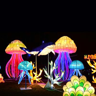 China Winter Lantern Holiday Creative Decoration Underwater Sea World Lighting Lantern for sale