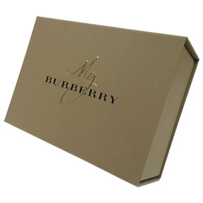 China Magnet Closure Custom Apparel Packaging OEM ODM Clothing Paper Box for sale