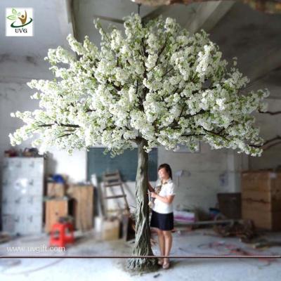 China UVG CHR016 4m High Artificial Cherry Blossom Tree Wedding Decking Decoration for sale