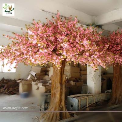 China Artificial Sakura Flower Tree UVG Pink Wedding Wishing Tree 1.5m Indoor Decoration for sale
