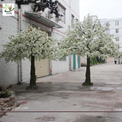 China 12ft UVG Artificial White Cherry Flower Tree for Indoor Wedding Decoration CHR023 for sale