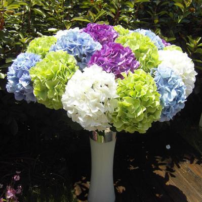 China Wholesale Artificial Hydrangea Ball Silk Flowers Wedding Table Decor 6 Inch for sale