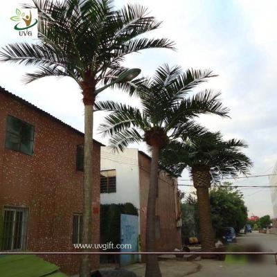 China Wholesale Large Outdoor Artificial Palm Trees UVG Wedding Favor Garden Decoration 6ft for sale