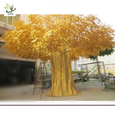 China UVG GRE08 Golden Artificial Banyan Tree 8ft Tall Fake Ficus Leaves for Garden Landscaping for sale
