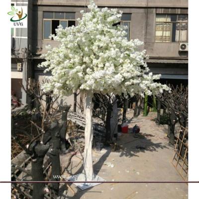 China UVG CHR060 3m White Artificial Japanese Cherry Blossom Tree for Wedding Decoration for sale