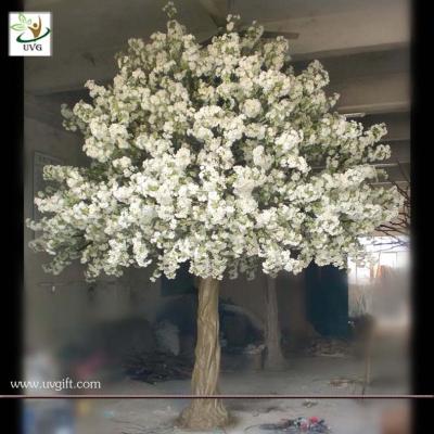 China Artificial Japanese Cherry Tree UVG CHR010 White Indoor Wedding Decoration 1.8m for sale