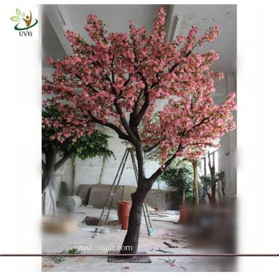 China Artificial Cherry Blossom Branches UVG Wedding Favors Office Decoration 60cm for sale