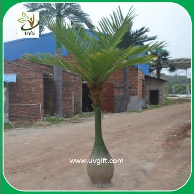 China UVG PTR020 Artificial Indoor Decorative Palm Tree 2.5m Unique Trunk Hotel Foyer Decor for sale