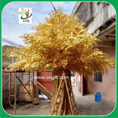 China UVG GRE042 Gold Banyan Leaves Artificial Tree 6ft Outdoor Festival Landscaping for sale