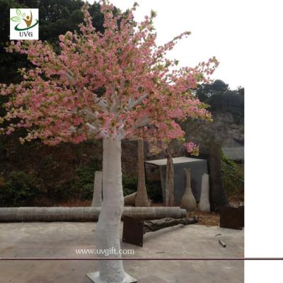 China Artificial Cherry Blossom Tree UVG Pink Silk Flowers Wedding Backdrop Decoration 1.8m for sale