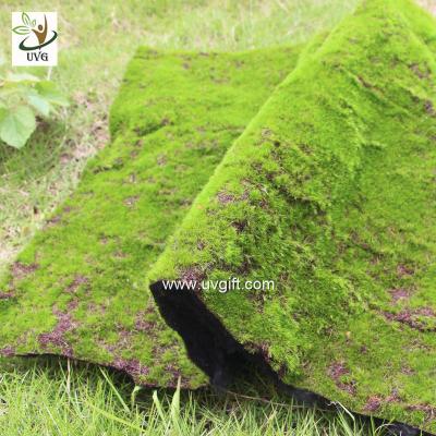 China UVG Flocking Artificial Moss Carpet Mat GRS041 2m x 1m for Indoor Landscape Decor for sale