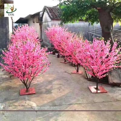 China UVG Small Artificial Peach Blossom Wooden Tree Wedding Reception Decoration CHR166 for sale