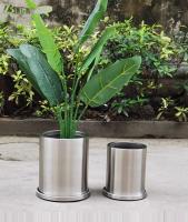 China Smooth Surface Decorative Metal Flower Pots High Durability Stainless Steel Material for sale