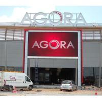 China P8 800W/M2 Transparent Led Curtain Display 5000nits Magnesium Aluminum for sale