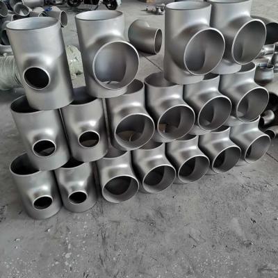 China ASME B16.9 Schedule 40 Steel Pipe Fittings Tee 1/2 to 110 Inch Stainless Steel Equal Reducing Tee for sale