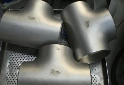 China SS304 SS316 Butt Weld Reducing Tee 1/2-24 Inch ANSI B16.9 Pipe Fitting for sale