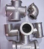 China Stainless Steel Aluminum Welding Pipe Fitting Equal Molding 60,000 Tons Capacity Custom Size for sale